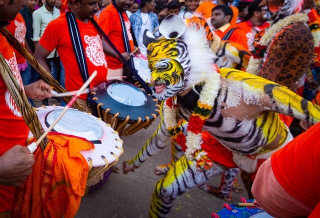 Hulivesha (Tiger Dance Of Coastal Karnataka) - Challenges & Joy